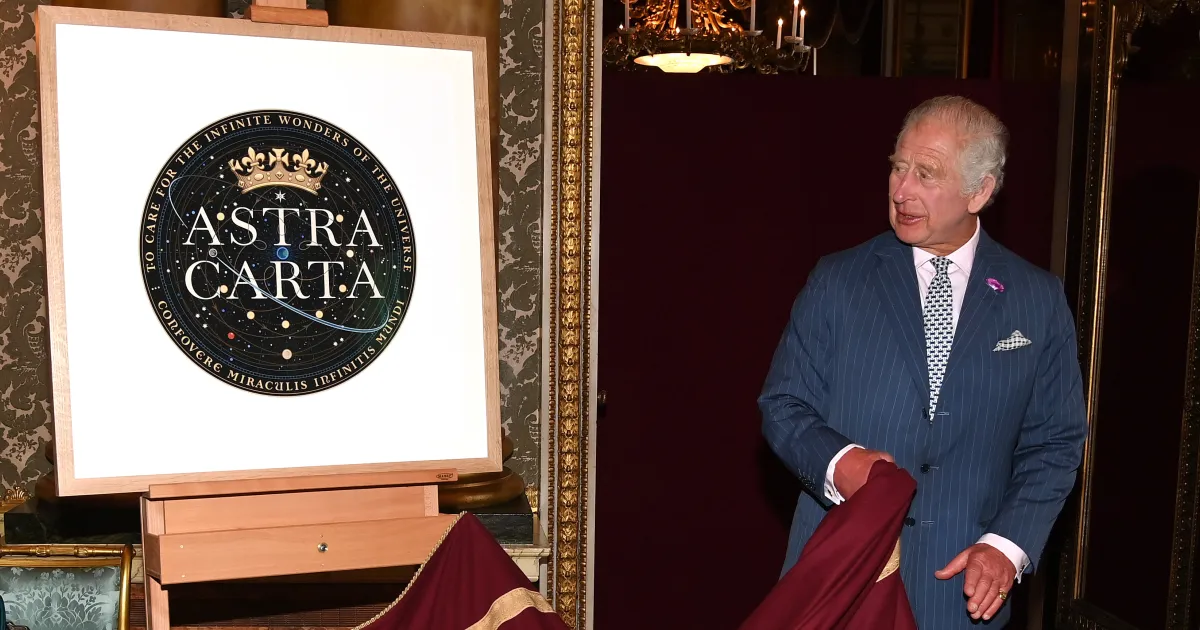 The King unveils the Astra Carta seal at a Space Sustainability ...